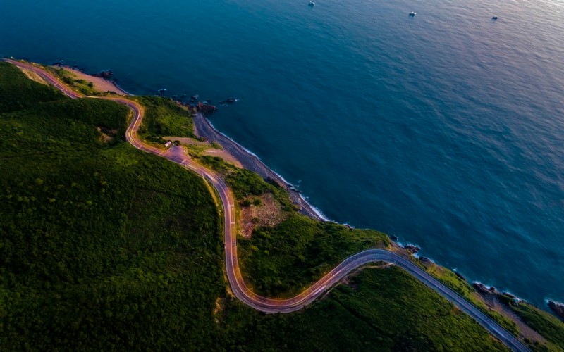 Cam Ranh on a peaceful day - Wanderlust Tips Travel Magazine