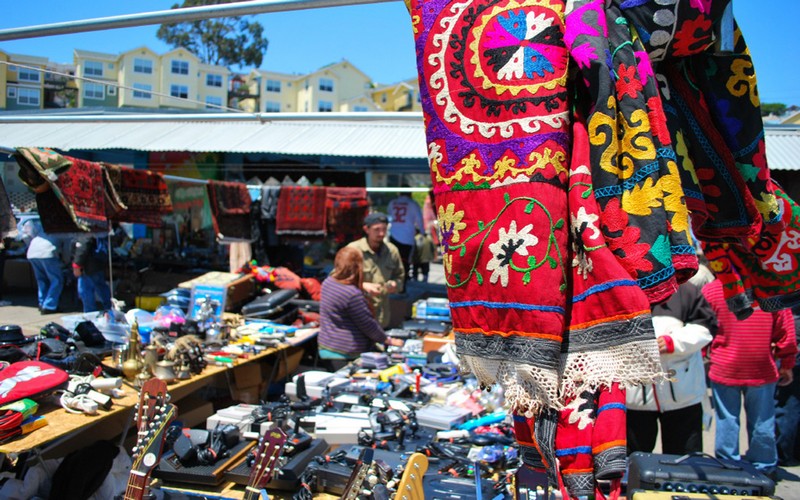 California: Best flea markets to visit - Wanderlust Tips Magazine