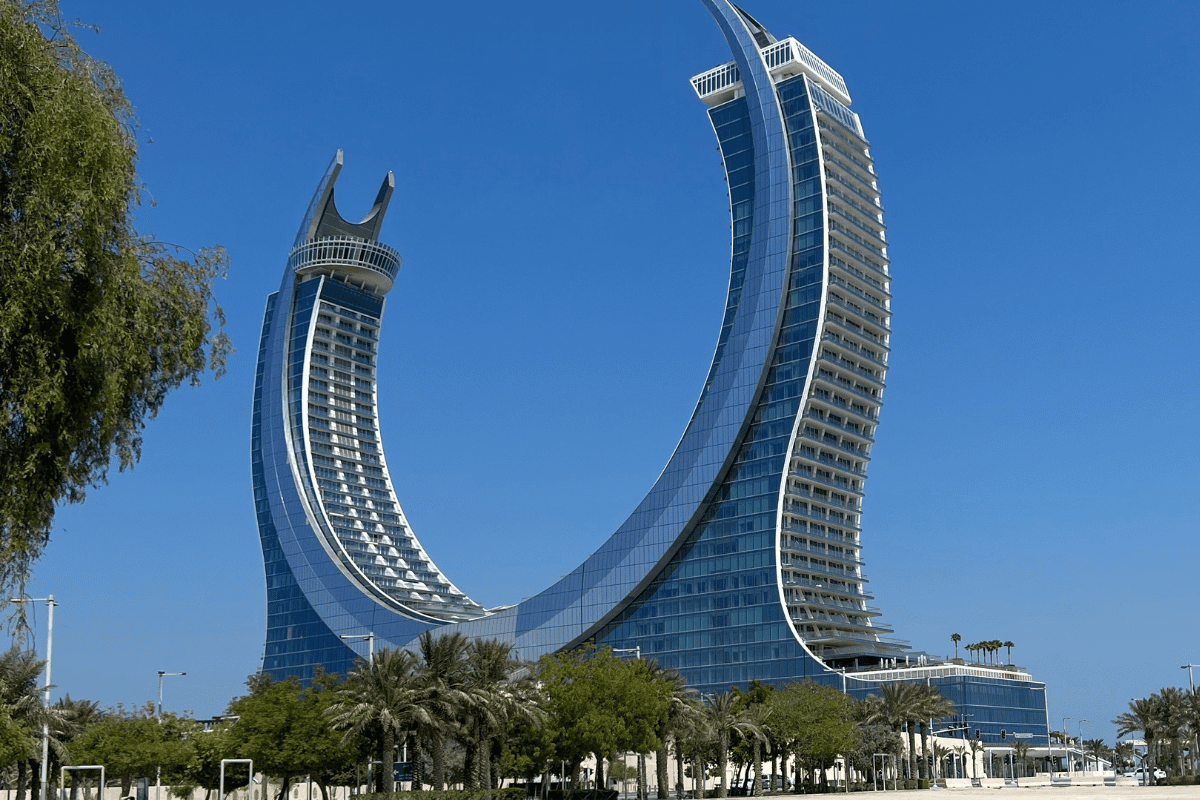 Qatar: A Quiet Luxury Experience in the Heart of Arabia • WANDERLUST TIPS
